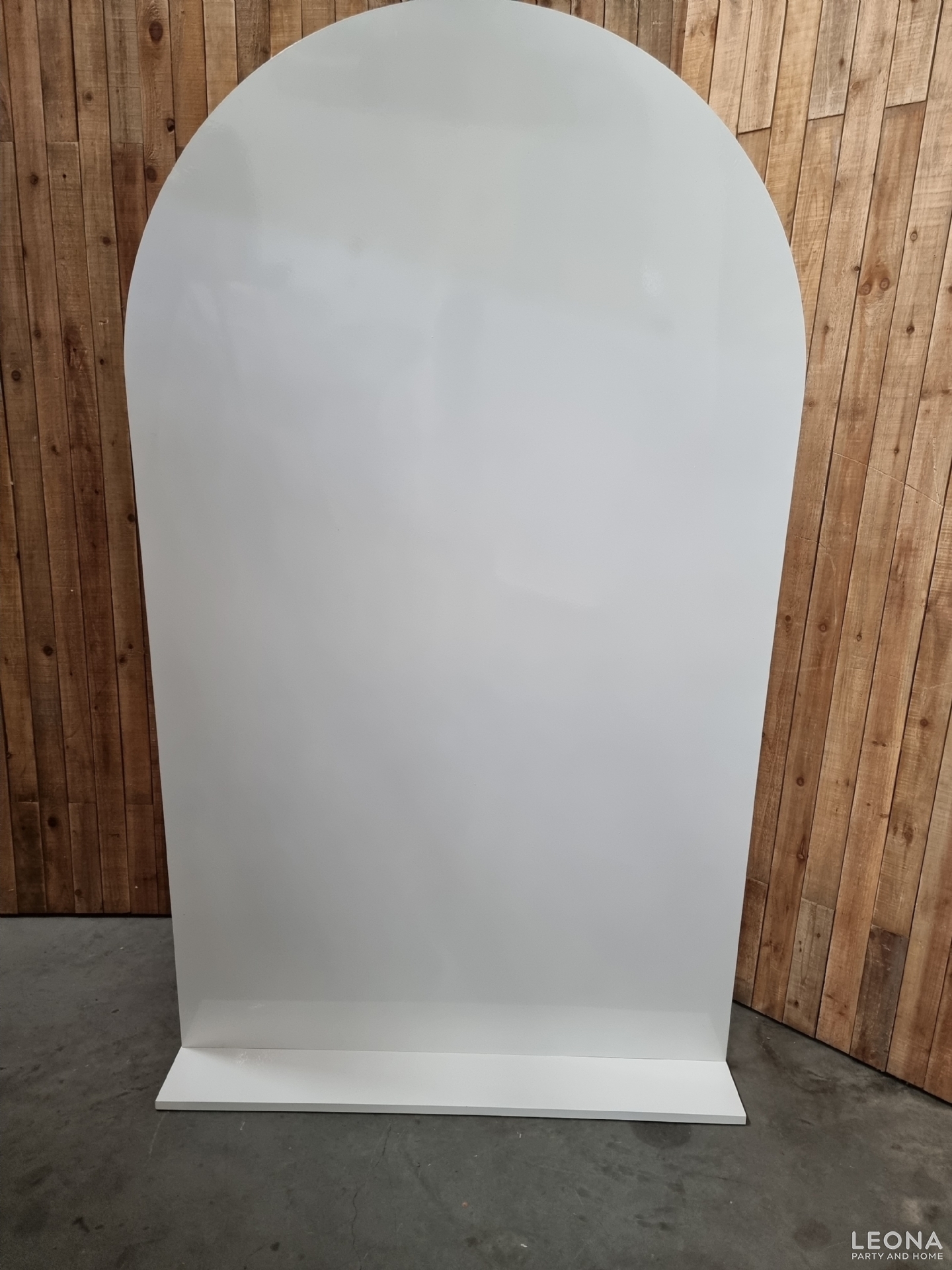 Metal Arch Backdrop - Leona Party and Home